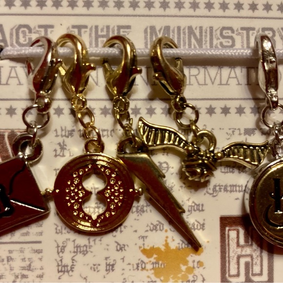 WB Wizarding World | Jewelry | Harry Potter Charm Bracelet From Claires ...